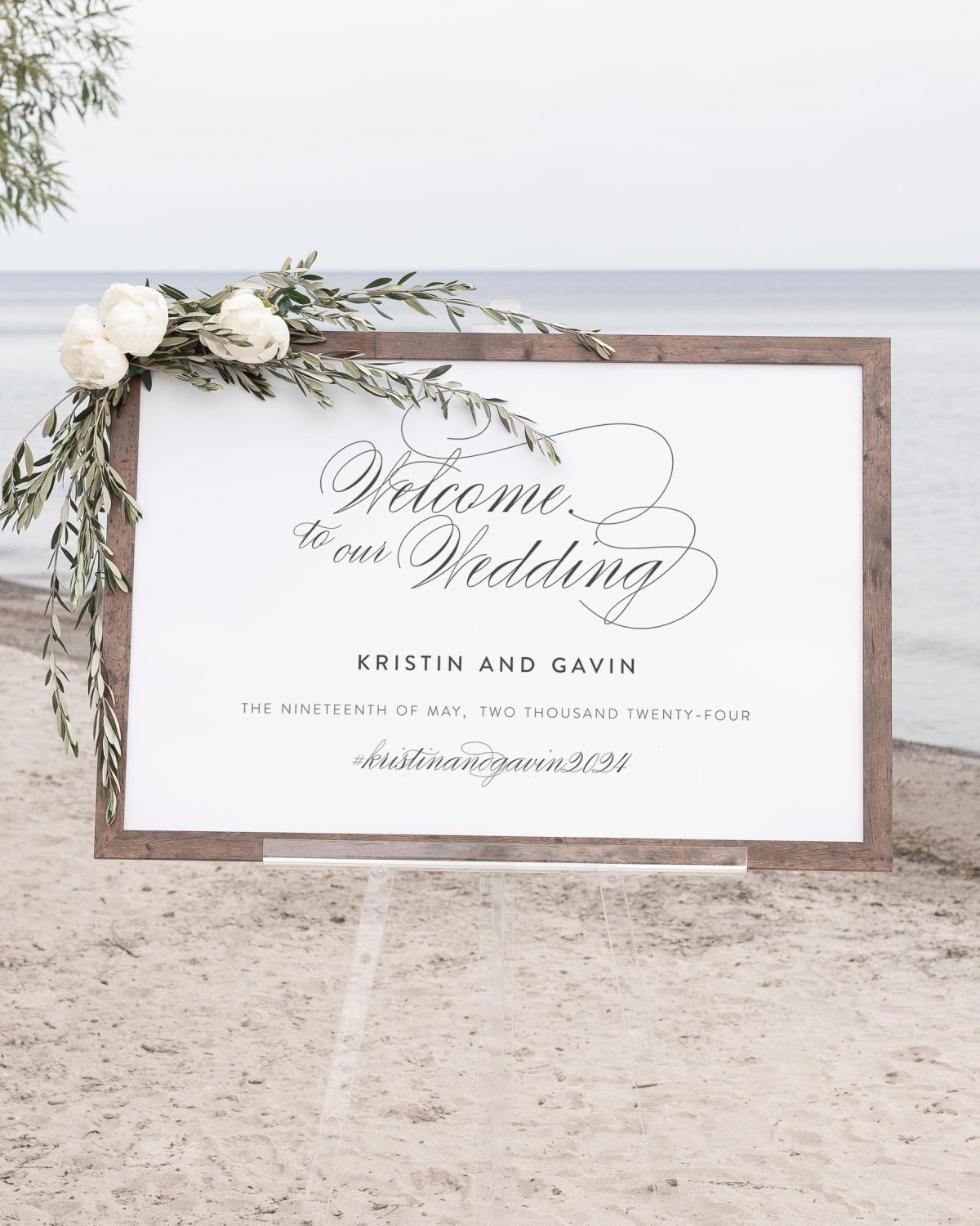 Script Elegance Welcome Signs | Shine Wedding Invitations