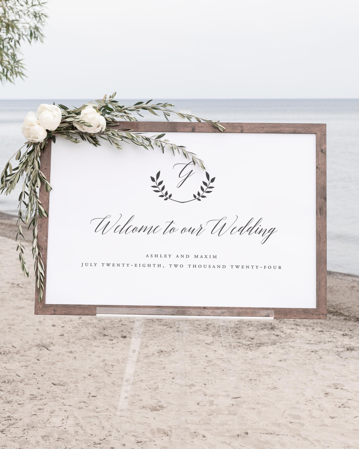 Wreath Monogram Welcome Signs | Shine Wedding Invitations